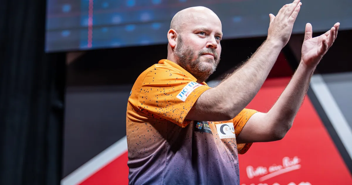 Christian Kist throws nine-dart finish and wins tournament on PDC ...