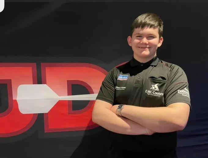 Henry Coates throws nine-darter on PDC Challenge Tour