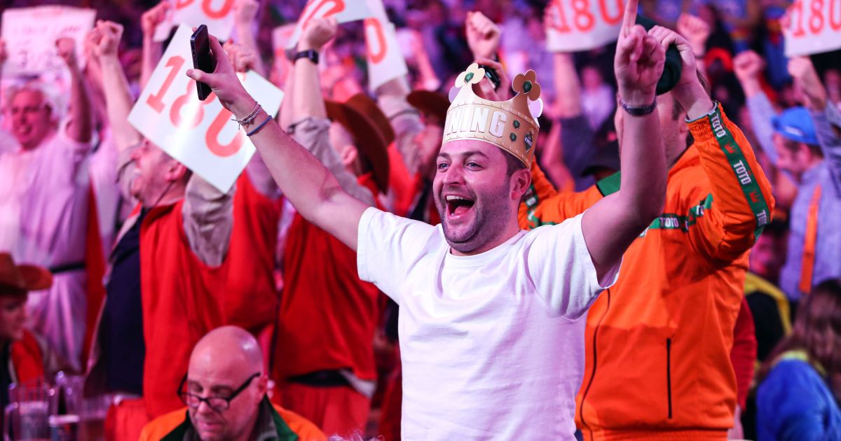 Tickets for World Darts Championship are flying out the door: 40,000 ...