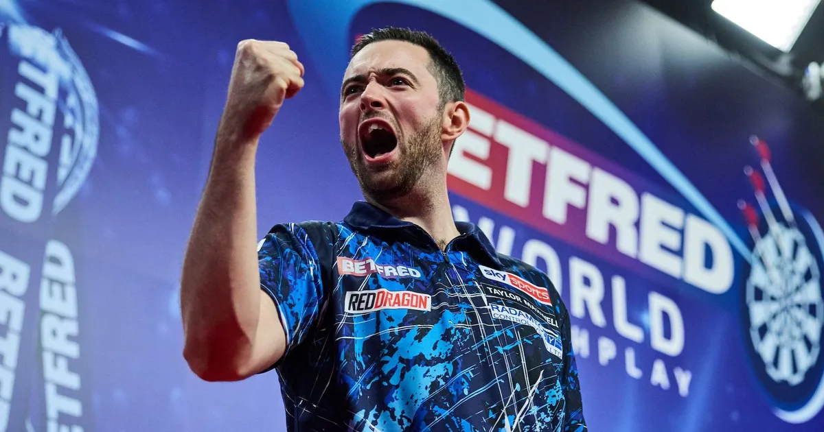 Luke Humphries follows in Phil Taylor's footsteps with rare performance ...