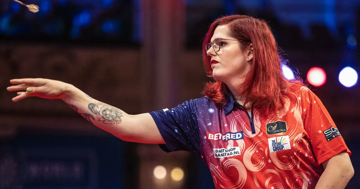 Noa-Lynn van Leuven makes history as first transgender player at PDC ...