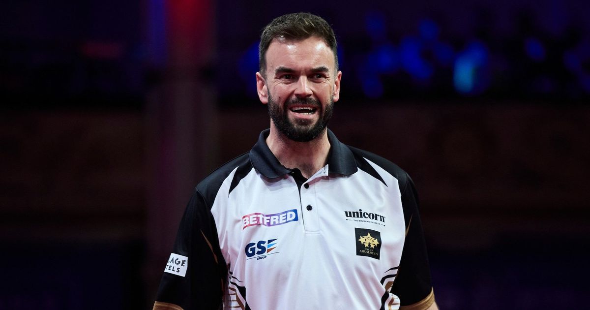 Luke Littler and Luke Humphries with first round wins as Ross Smith ...