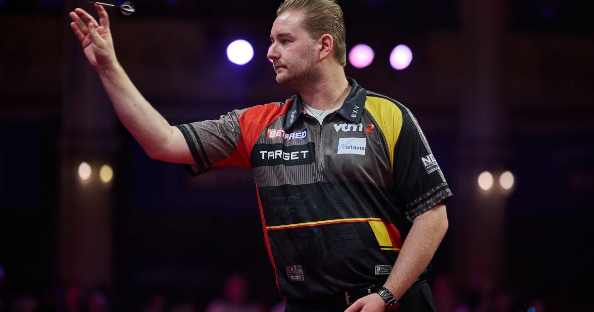 "I'm not feeling confident on the stage": Dimitri van den Bergh admits ...