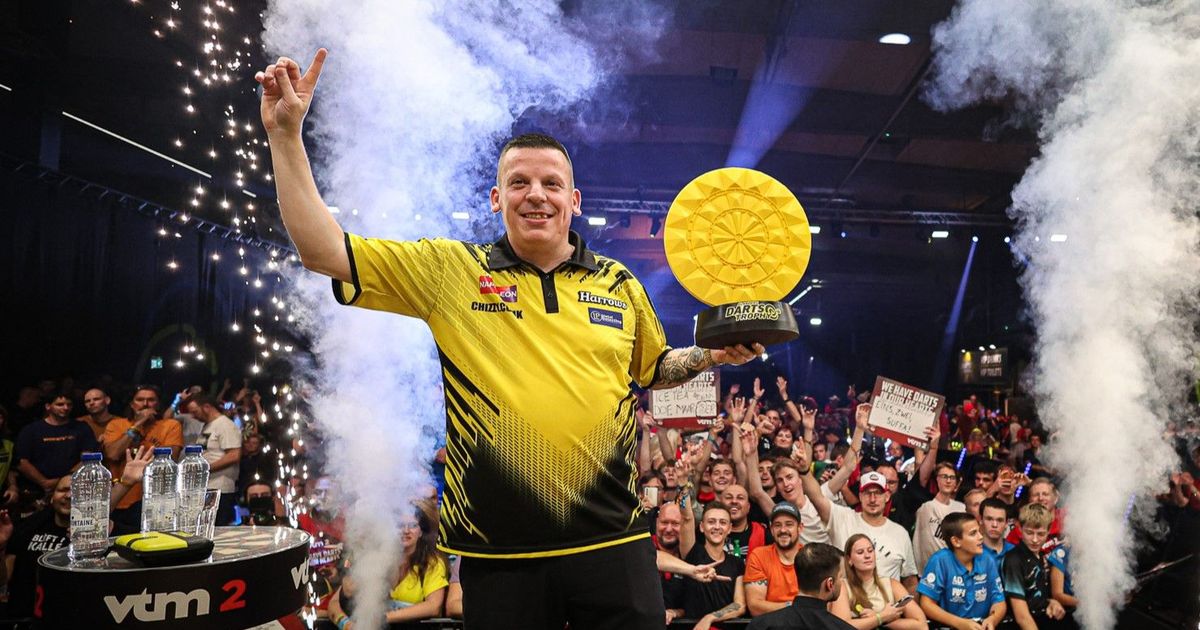 "Let's go win it then": Dave Chisnall marks 100th European Tour event ...