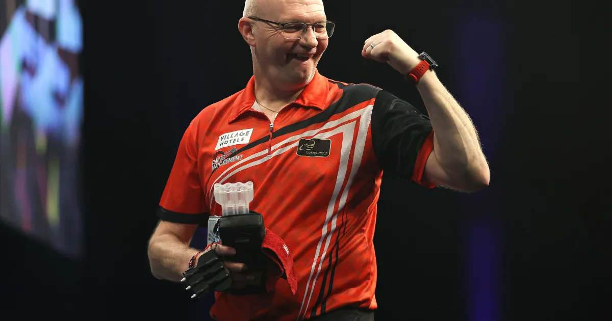 "Gary Anderson didn't like being labelled a part-time darts thrower ...