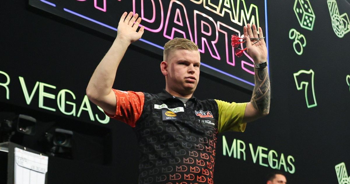 "Just hope the crowd is going to be fair" says Mike de Decker on ...