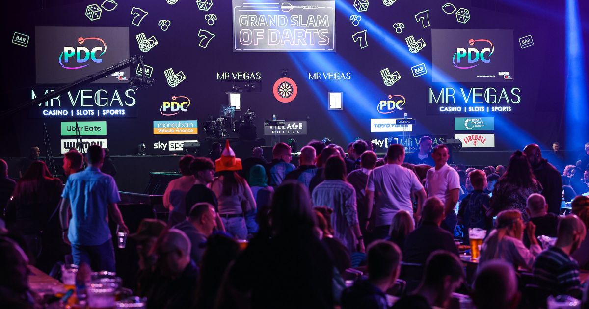 Grand Slam of Darts 2025: Dates, Venue, Tickets & Qualification Guide