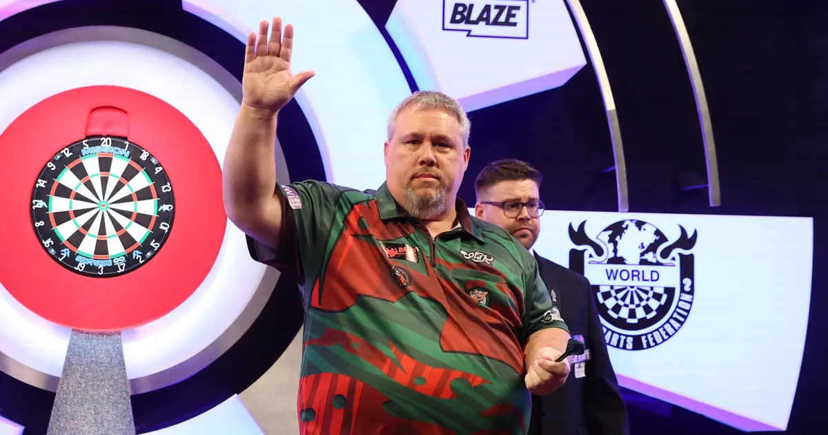 Jason Brandon continues underdog story, defeats Neil Duff in Lakeside classic as Deta Hedman ...