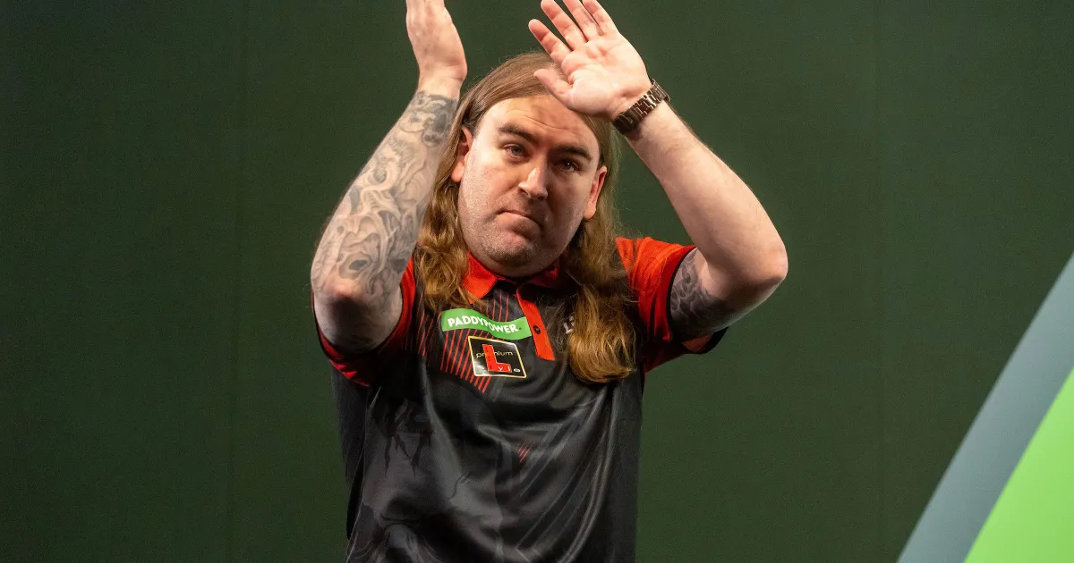 "What is the point?": Ryan Searle complains about controversial ...