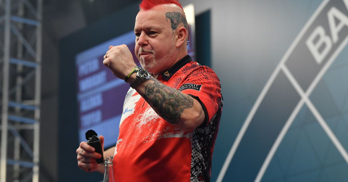 Peter Wright denies Doets in decider before Luke Humphries sails past ...