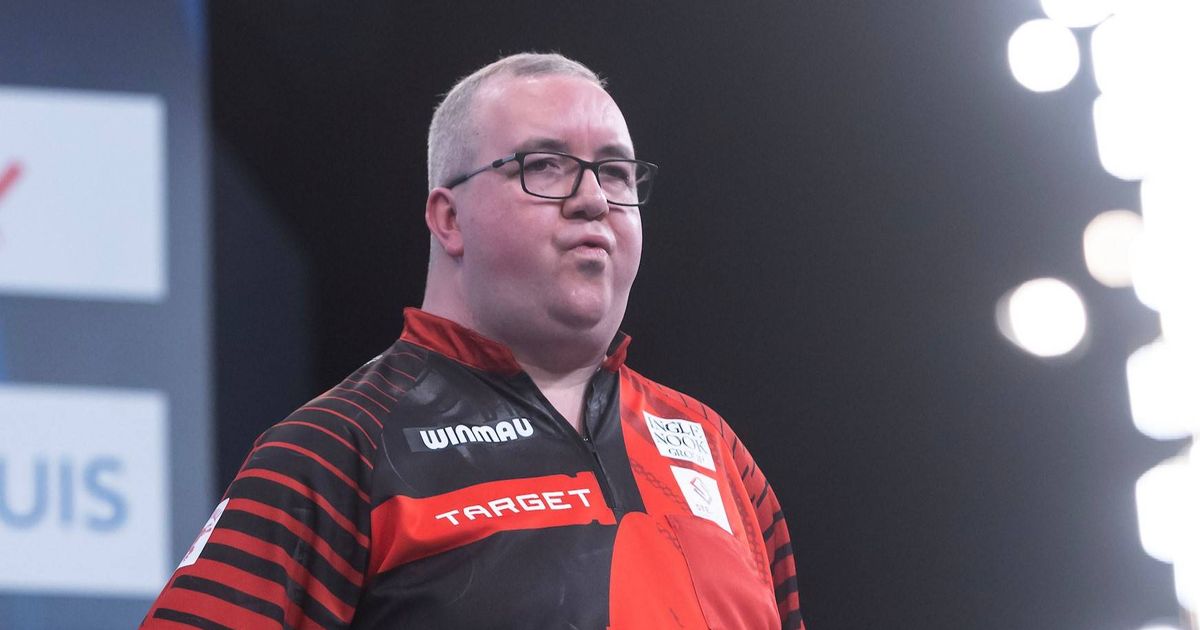 "I put myself under so much pressure" - Nervous Stephen Bunting escapes ...