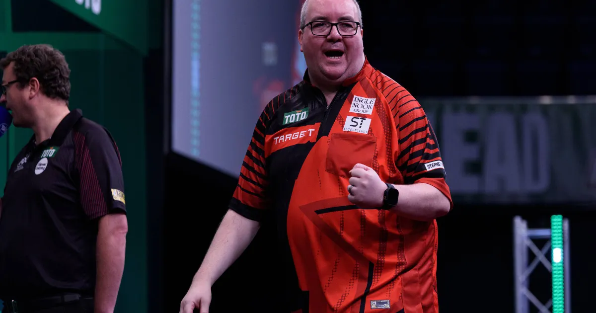 Does Stephen Bunting follow in Luke Littler's footsteps and win Premier ...