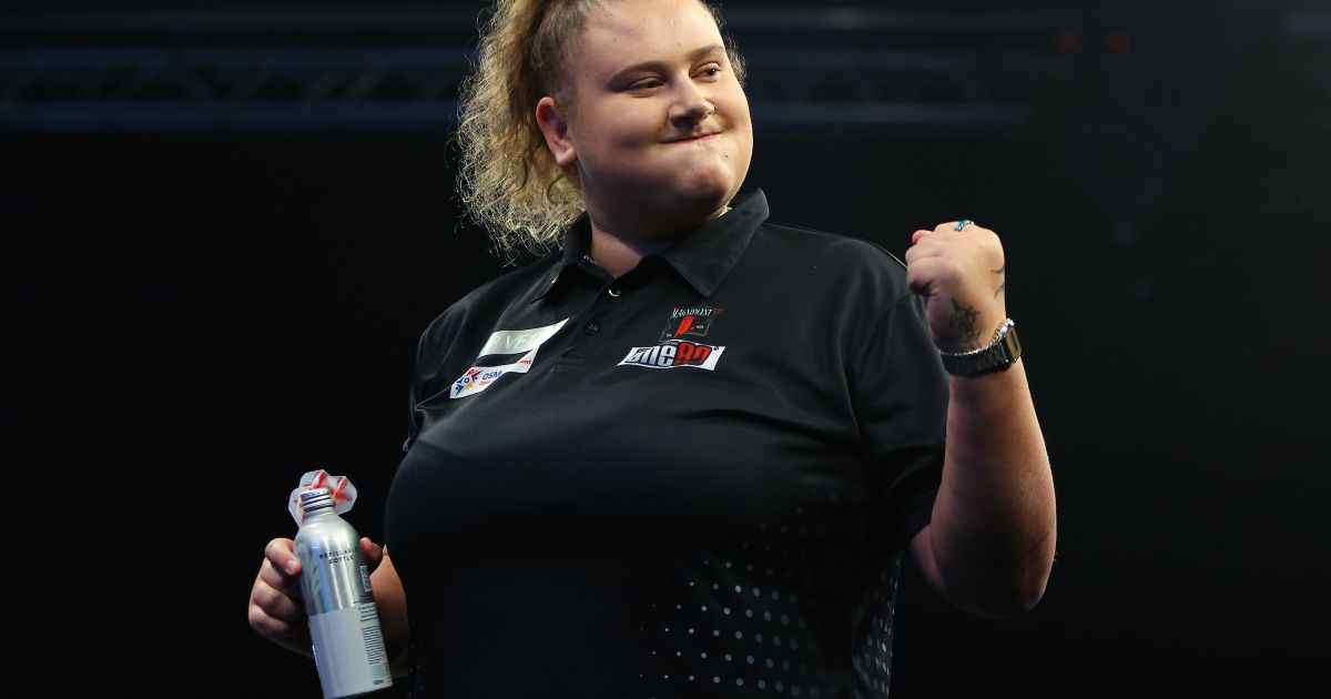 Beau Greaves wins first match on PDC Pro Tour after spectacular end to ...
