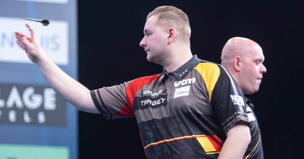 Delightful Dimitri van den Bergh completes Winmau World Masters semi ...