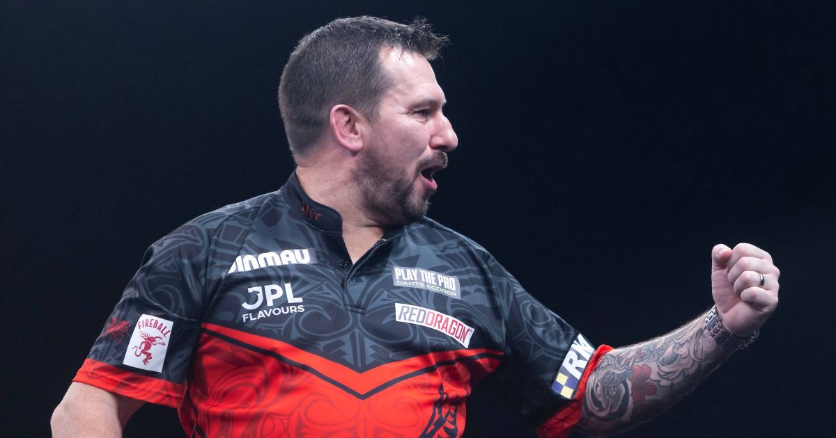 Jonny Clayton reaches UK Open semi-final for second time with narrow ...