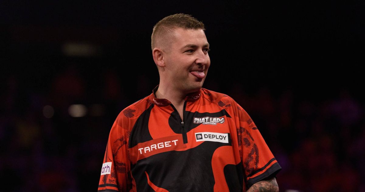 Nathan Aspinall seals Premier League Darts Night 15 in Aberdeen as ...