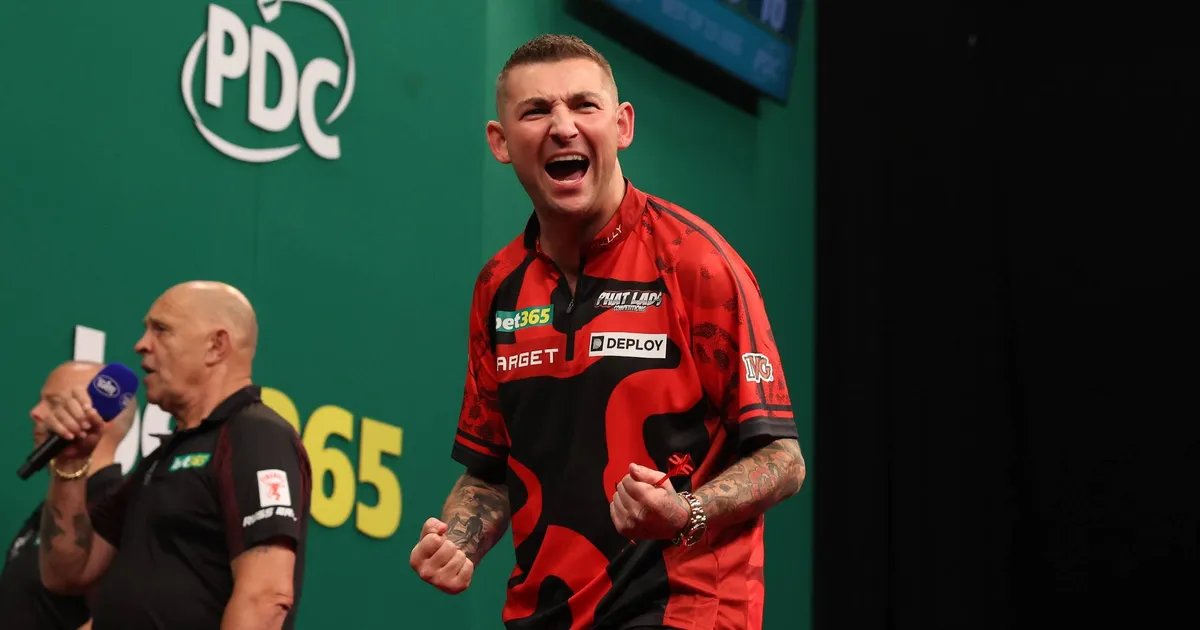 Nathan Aspinall smashes World Series record at US Darts Masters
