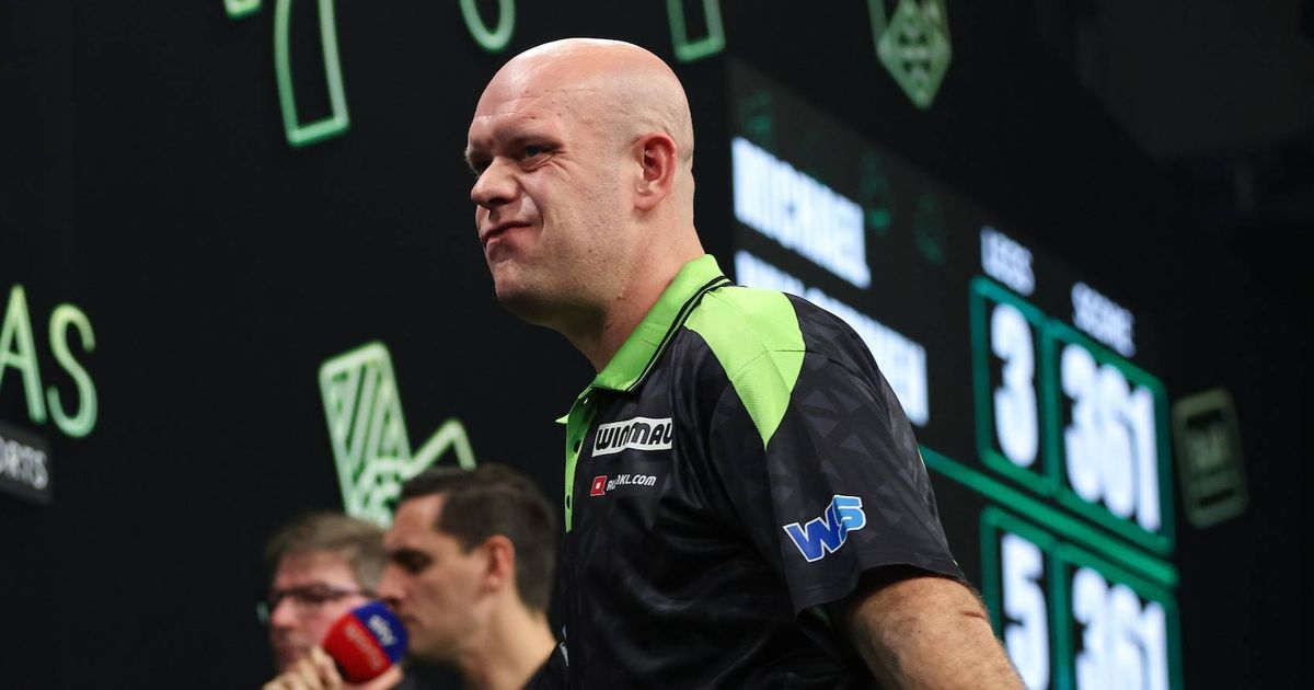 Michael van Gerwen threatens to drop out of top four in PDC Order of ...