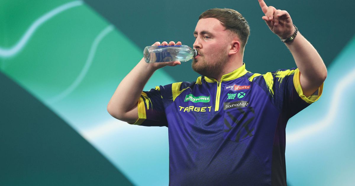 LIVE PDC World Darts Championship Friday evening | Luke Littler sweeps ...