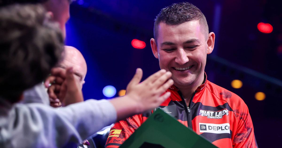 LIVE Bahrain Darts Masters 2026 | Nathan Aspinall fights through ...