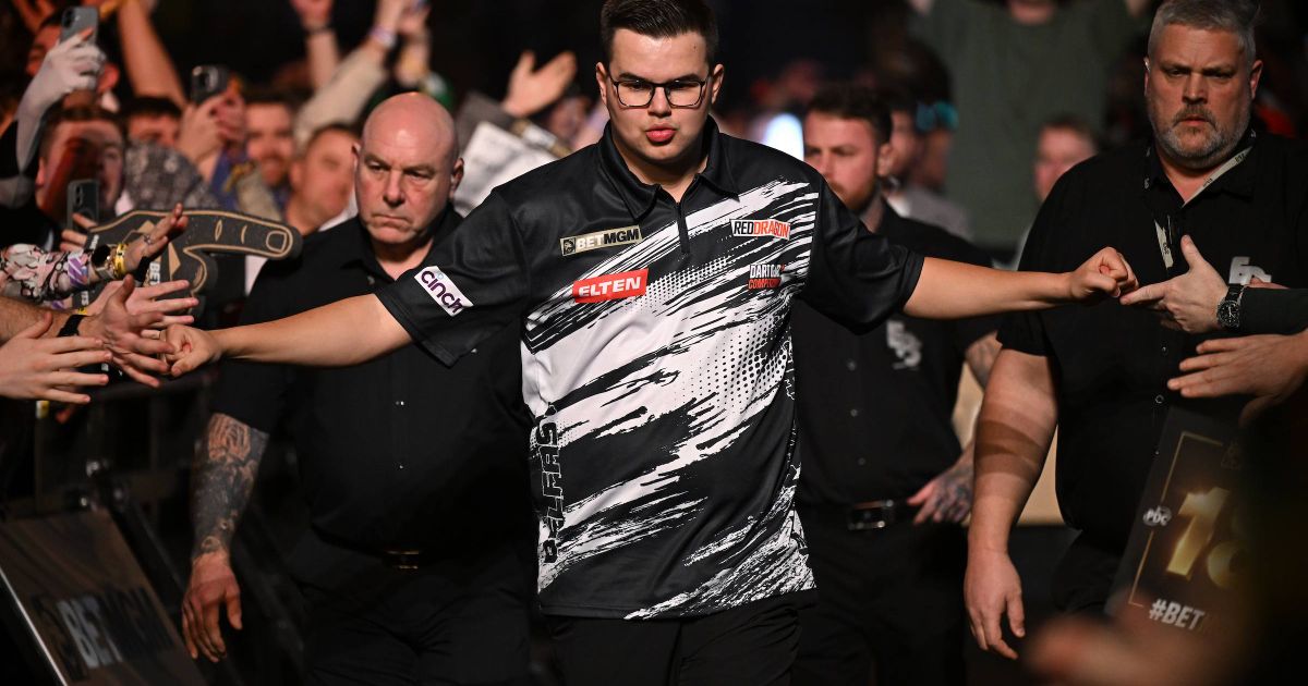 From the UK Open to the Spanish sun: Gian van Veen enjoys a few days ...