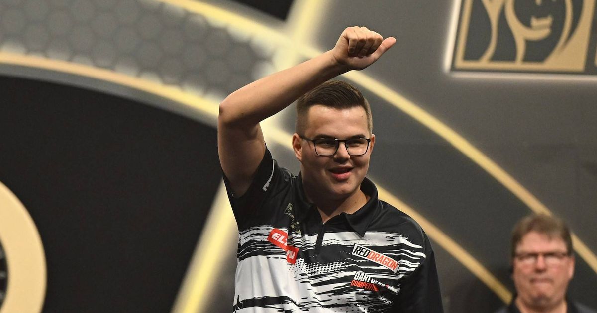 "I am doing everything to be there this Thursday": Gian van Veen driven ...