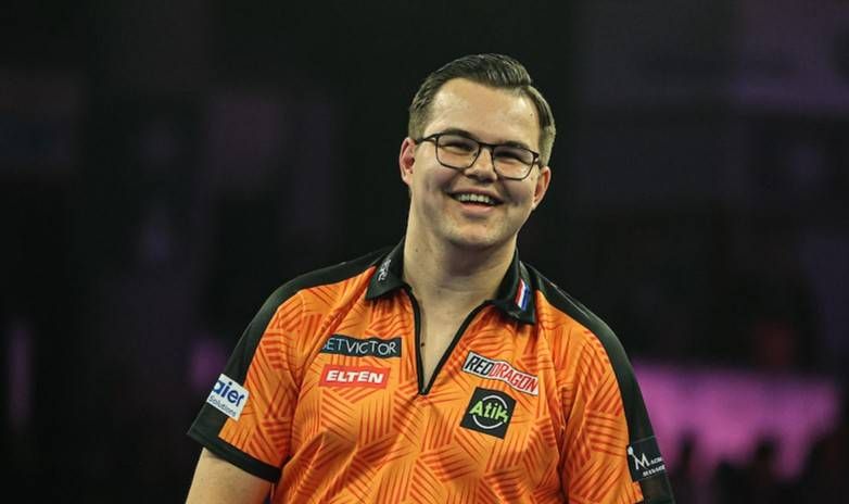 LIVE Players Championship 22: Gian van Veen through to Last 16 as top ...