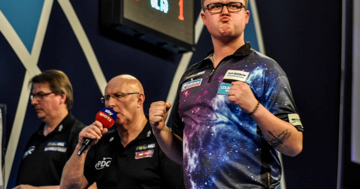 Evetts defeats Rafferty to win 2021 PDC World Youth Championship