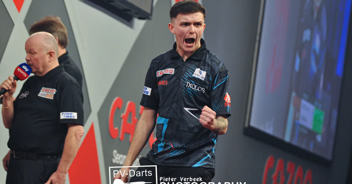 Rafferty feiert sein Debüt im Ally Pally mit einem knappen Sieg über ...