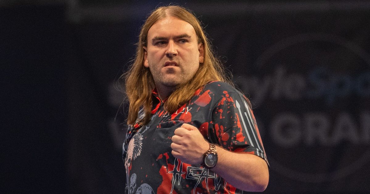 Ryan Searle hat bei der World Darts Championship keine Probleme und ...