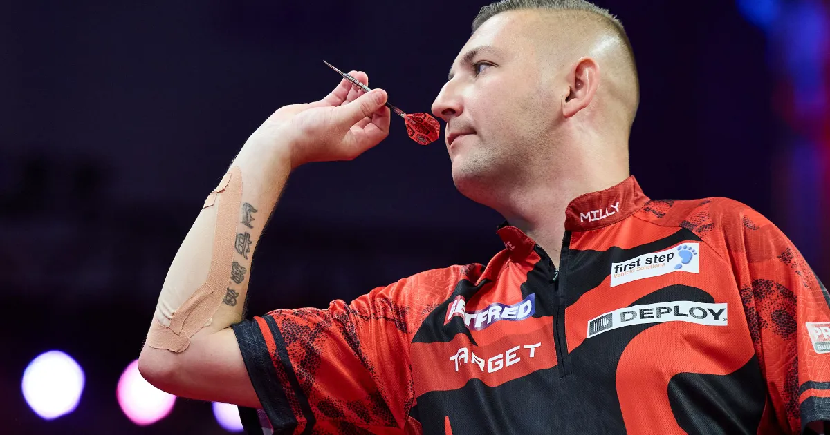Spielplan Darts WM 2025 am Mittwochabend: Ricky Evans und Nathan Aspinall in Aktion