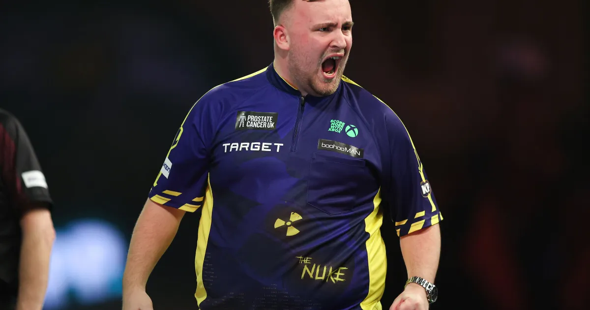 Luke Littler triumphiert über Ryan Meikle und startet die Darts-WM mit ...