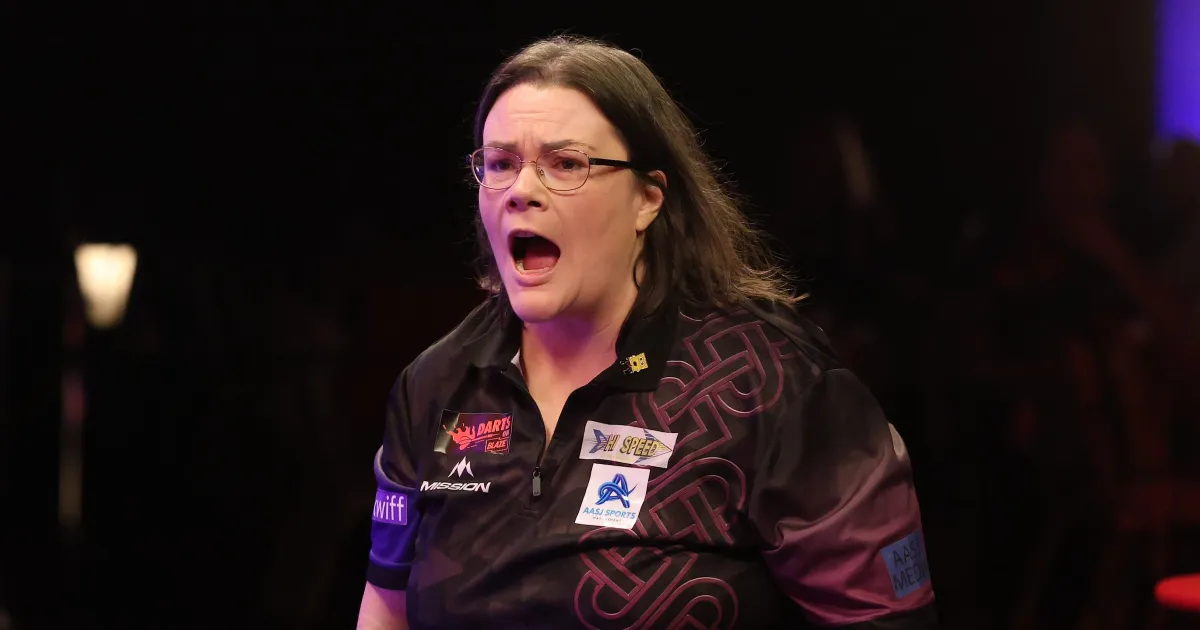 Rhian O'Sullivan, Beau Greaves und Fallon Sherrock unter den letzten ...