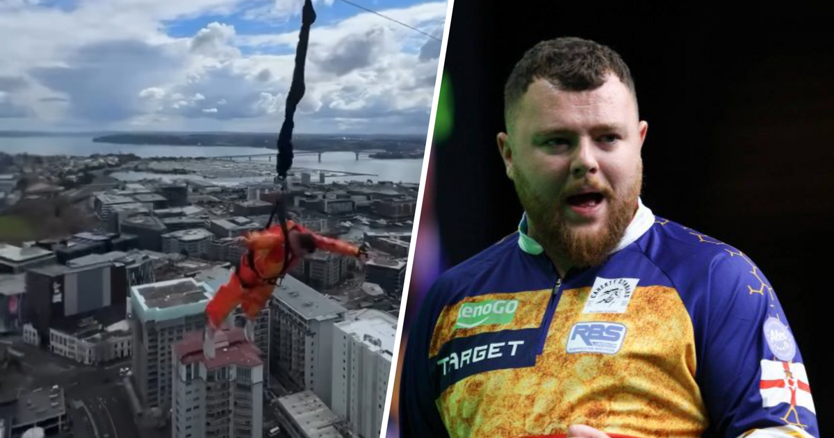 VIDEO: Josh Rock stürzt sich vor seinem Auftaktsieg bei den New Zealand ...