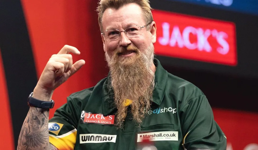 Whitlock verlengt contract bij Winmau: 'Passie om meer grote titels te ...