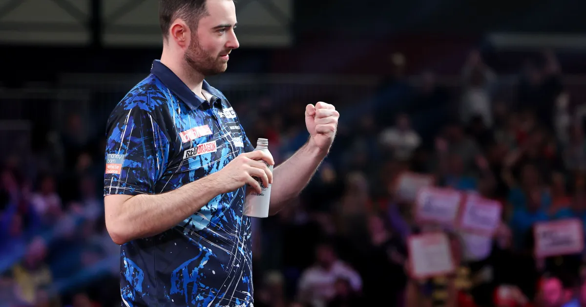 Solide Luke Humphries geeft Ricky Evans pak rammel in tweede halve ...