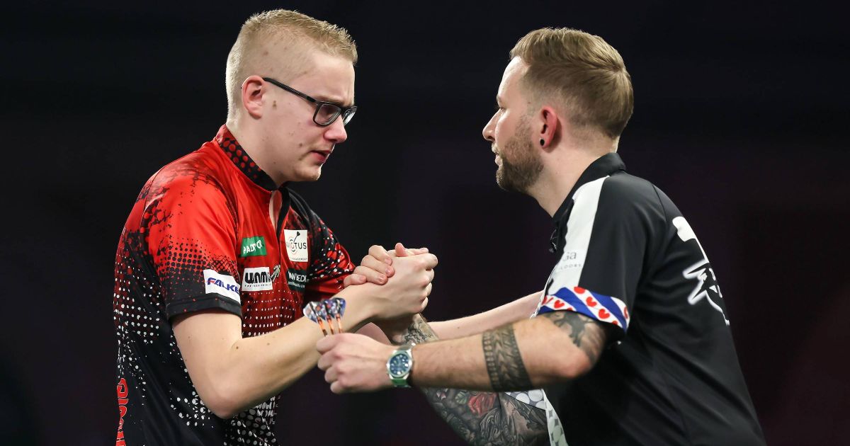 Noppert wint Friese derby op WK Darts; blamage voor Duitse hoop Niko ...