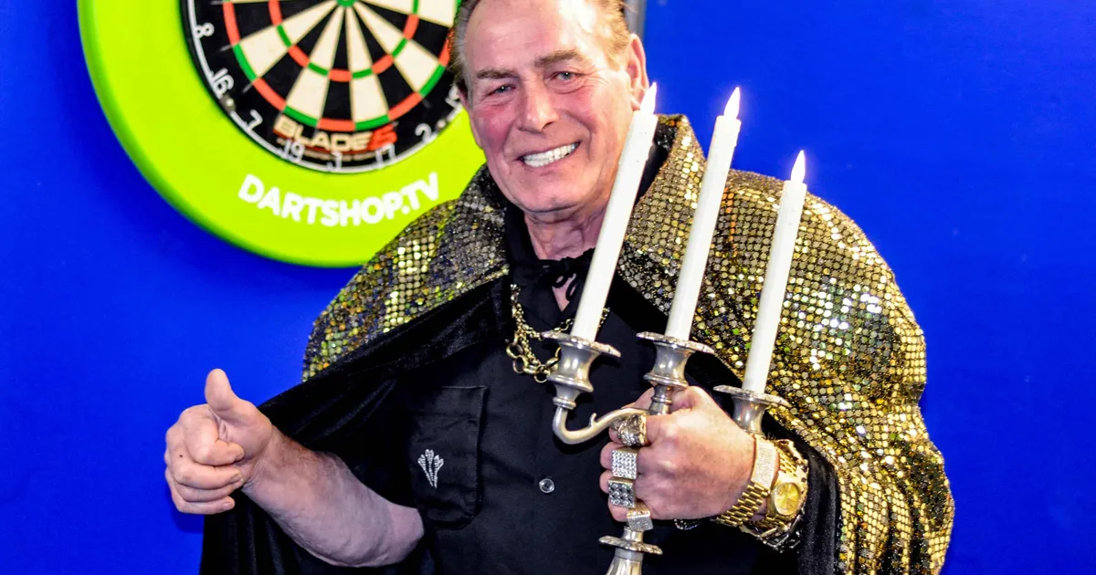 Bobby George raakte onder de indruk van Luke Littler: "Hij kan de ...