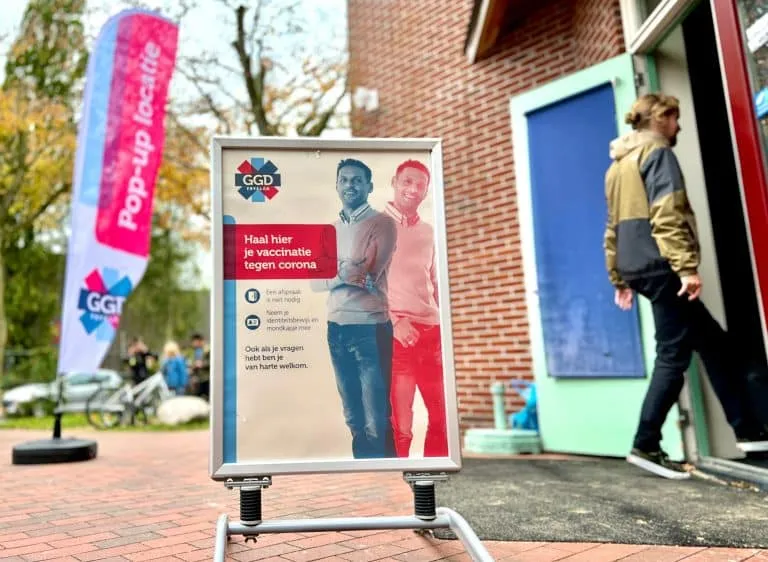 Tijdelijke pop-up vaccinatielocatie voor herhaalprik corona in Sint Nicolaasga en Bakhuizen