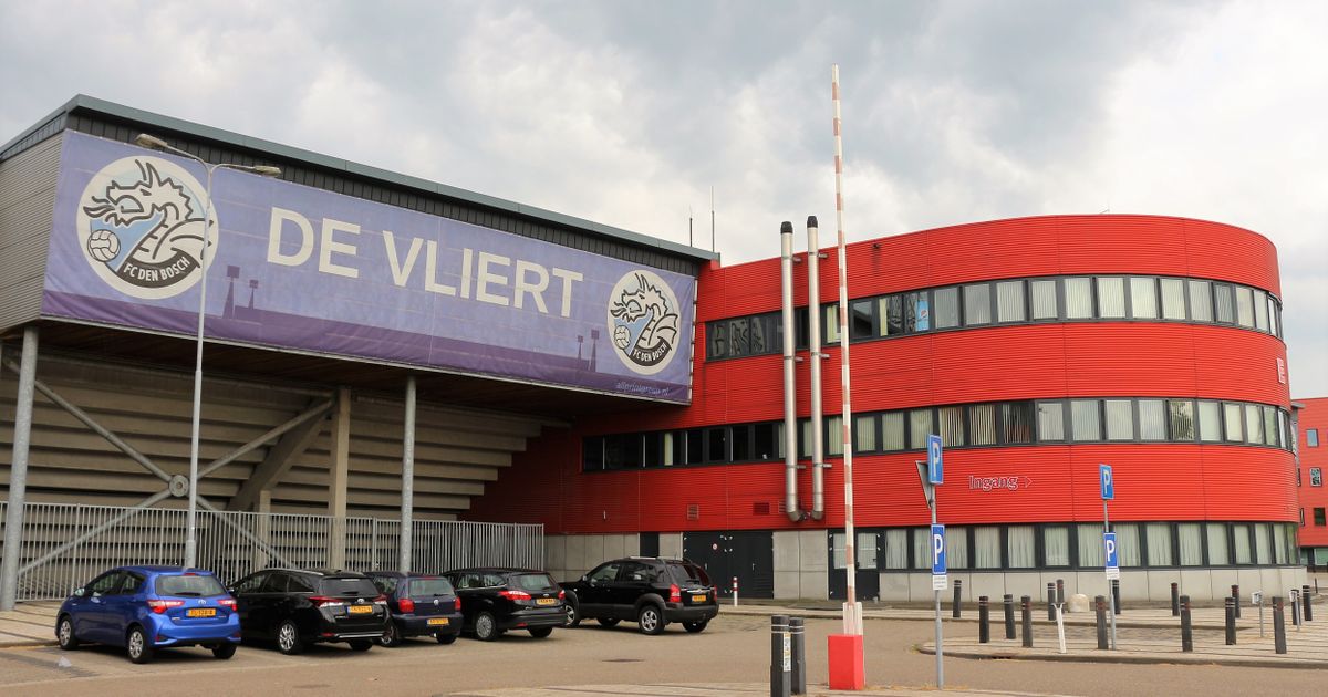 Defensie oefent bij Stadion De Vliert