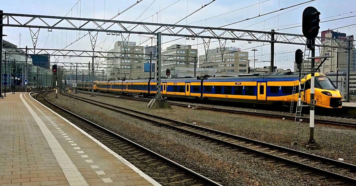 Tijdens spoorstaking wel treinen tussen Schiphol en Amsterdam