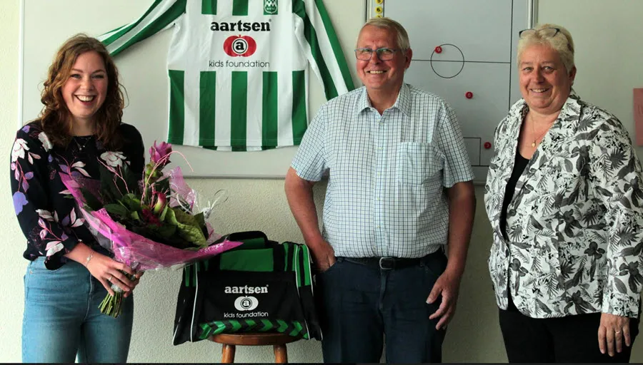 Aartsen (Fruit and vegetables), Kids Foundation bezorgt nieuwe outfits ...