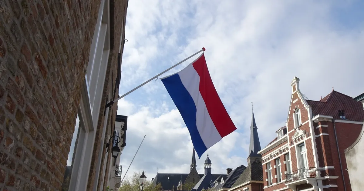 Bevrijdingsvuur op 5 mei naar gemeente Drimmelen: Loopgroep brandweer ...