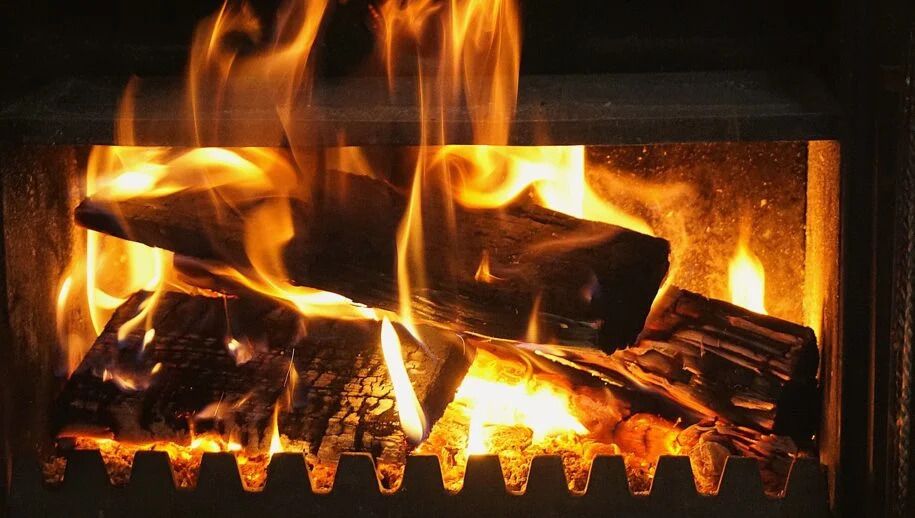 Veilig stoken kan schoorsteenbrand voorkomen