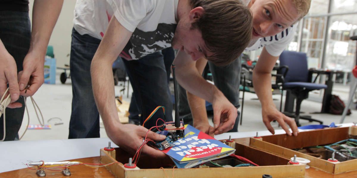 Zeeslagje spelen, for real! World Port Hackathon update #WPH2014