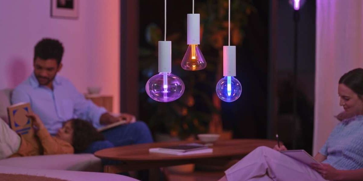 Twee van de drie Hue Lightguide lampen al uit productie