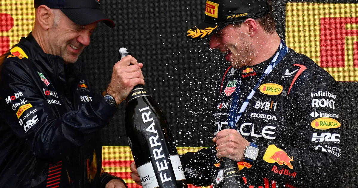 Adrian Newey spreekt zich uit over F1-toekomst Max Verstappen: "Hij wil gewoon de snelste auto"