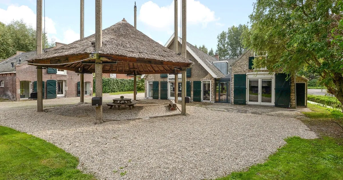 Funda Toppers #40: Vijf gebouwen maken luxe boerenstekkie compleet