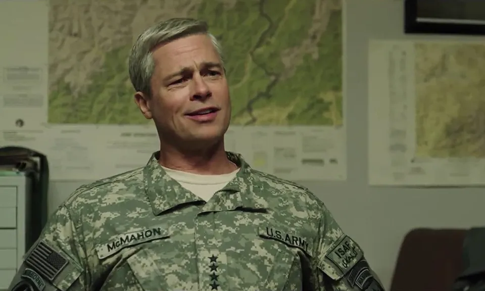 Trailer War Machine lokt ons naar Netflix