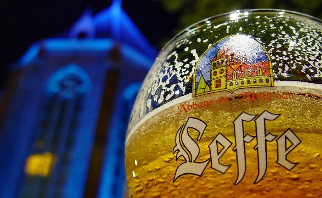 Deze zomerse biertjes vervangen het Coronabier